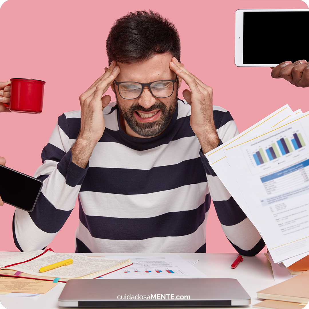 Me siento muy estresado en el trabajo, ¿qué puedo hacer? - CuidadosaMENTE